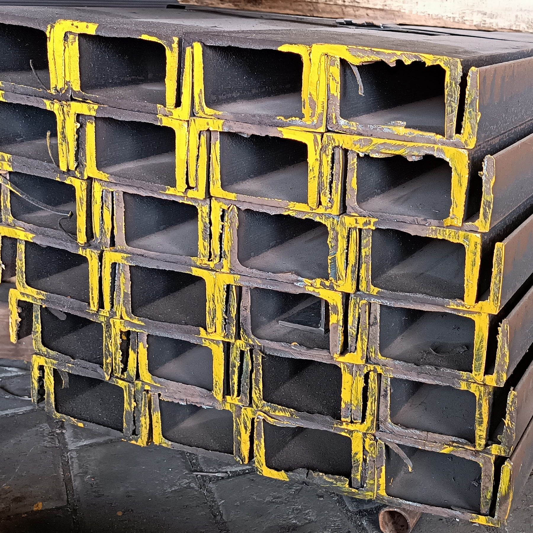 Besi T-Beam - Struktural.Besi.co.id